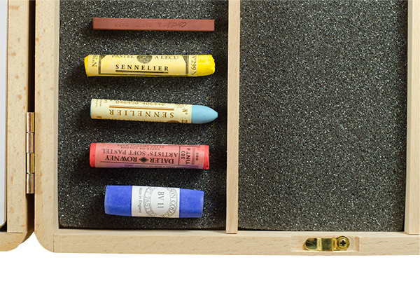 Jackson's Pastel Travel Cases -Jackson's Art Blog