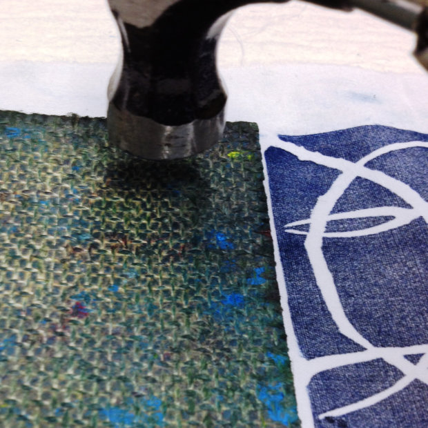 Angela Brown from Caligo Inks tells us about printing on Fabric ...