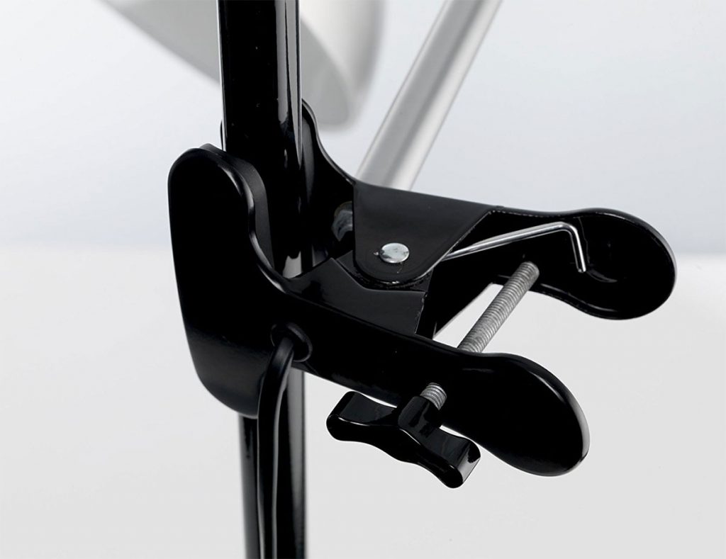 Daylight Studio Lighting For Accurate Colours in Painting and Drawing ...