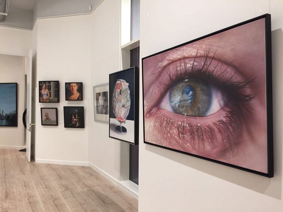 Simon Hennessey: Illusion and Reality - Jackson's Art Blog