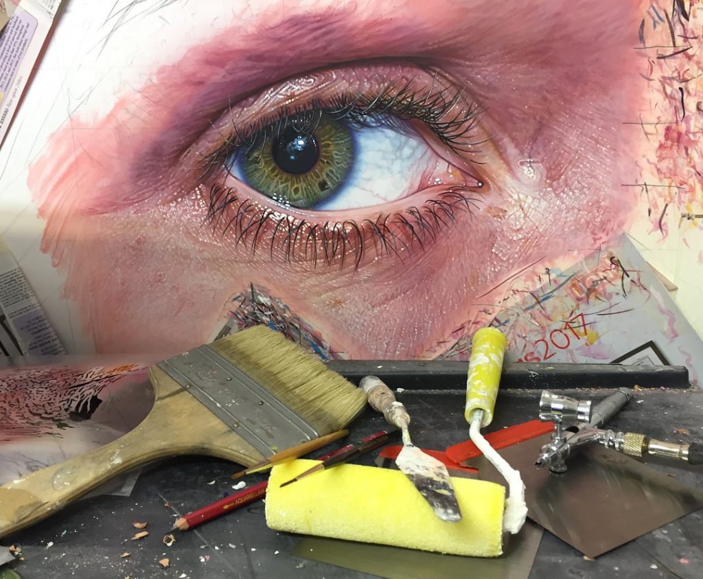 Simon Hennessey: Illusion and Reality - Jackson's Art Blog