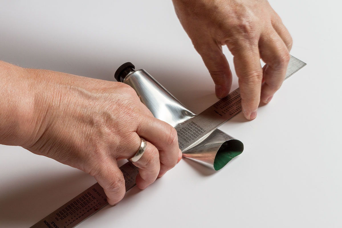 Filling Your Own Oil Paint Tubes - Jackson's Art Blog