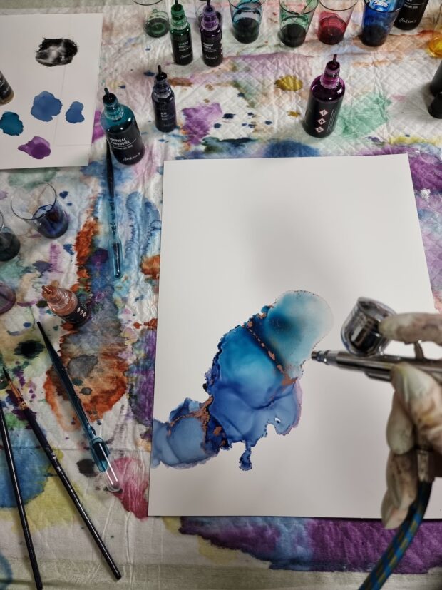 Fluid Painting with Jackson's Alcohol Inks - Jackson's Art Blog