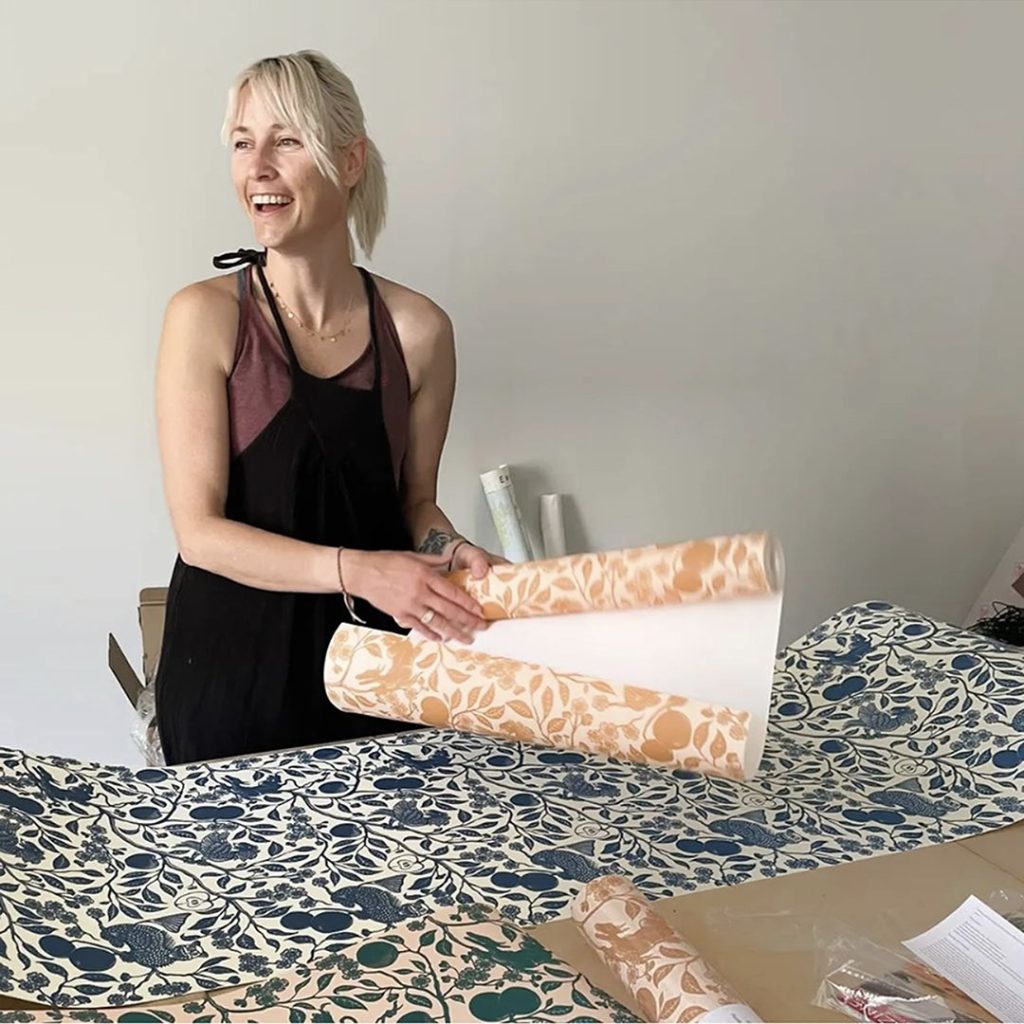 Top Linocut Tips from Leading Printmakers - Jackson's Art Blog