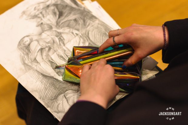 A Guide to Drawing in Galleries and Museums - Jackson's Art Blog