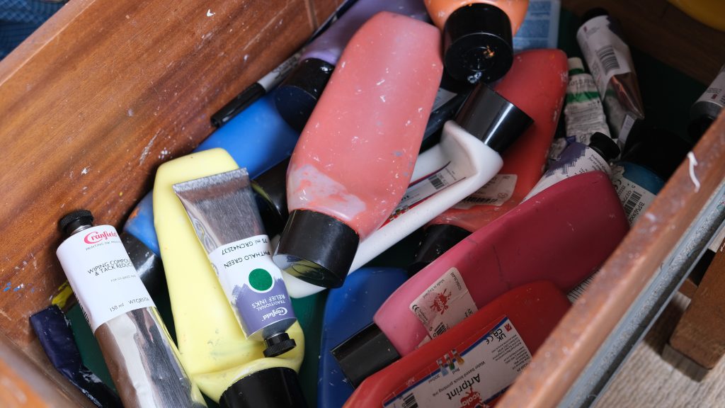 Daniel Howden: Layers of Momentum - Jackson's Art Blog