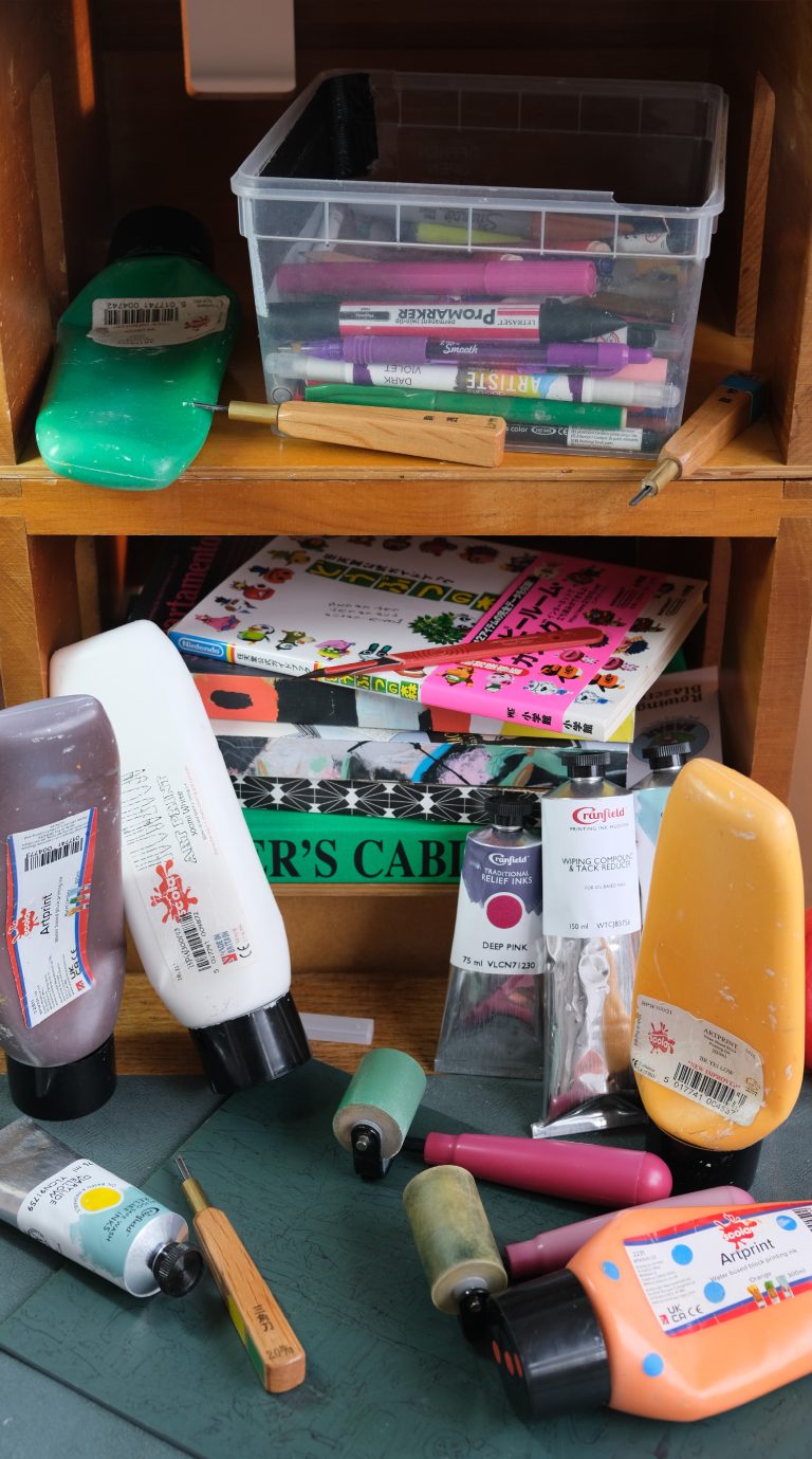 Daniel Howden: Layers of Momentum - Jackson's Art Blog