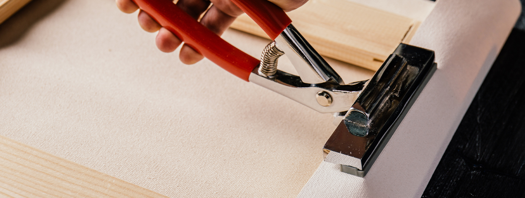 A Guide to Stretcher Bars | Jackson's Art